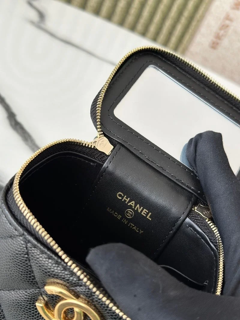 Accurate model Chanel Cosmetic Bags