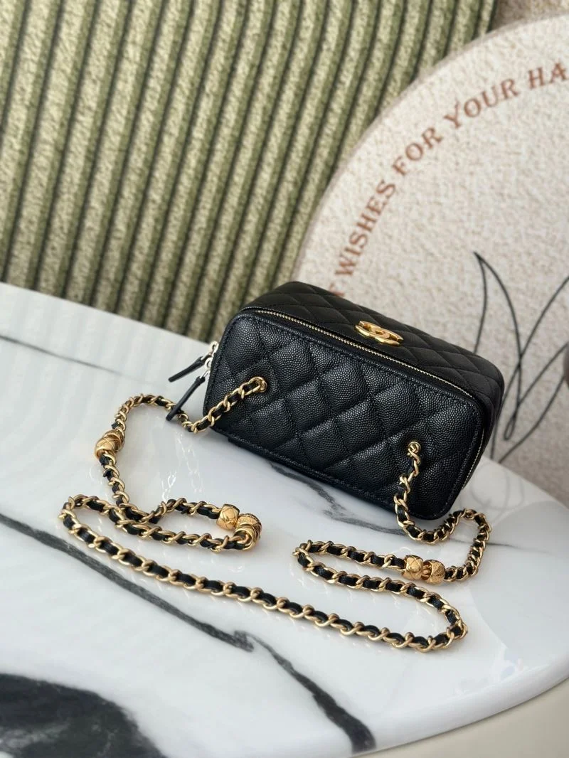 Accurate model Chanel Cosmetic Bags