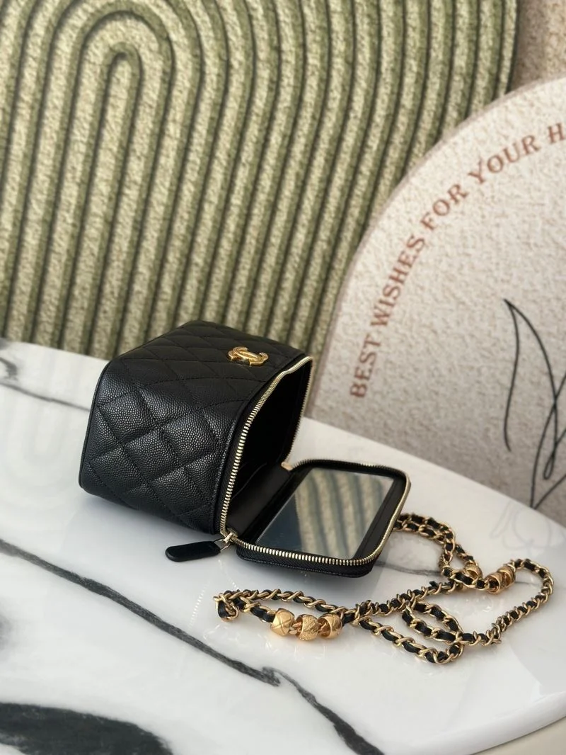 Accurate model Chanel Cosmetic Bags