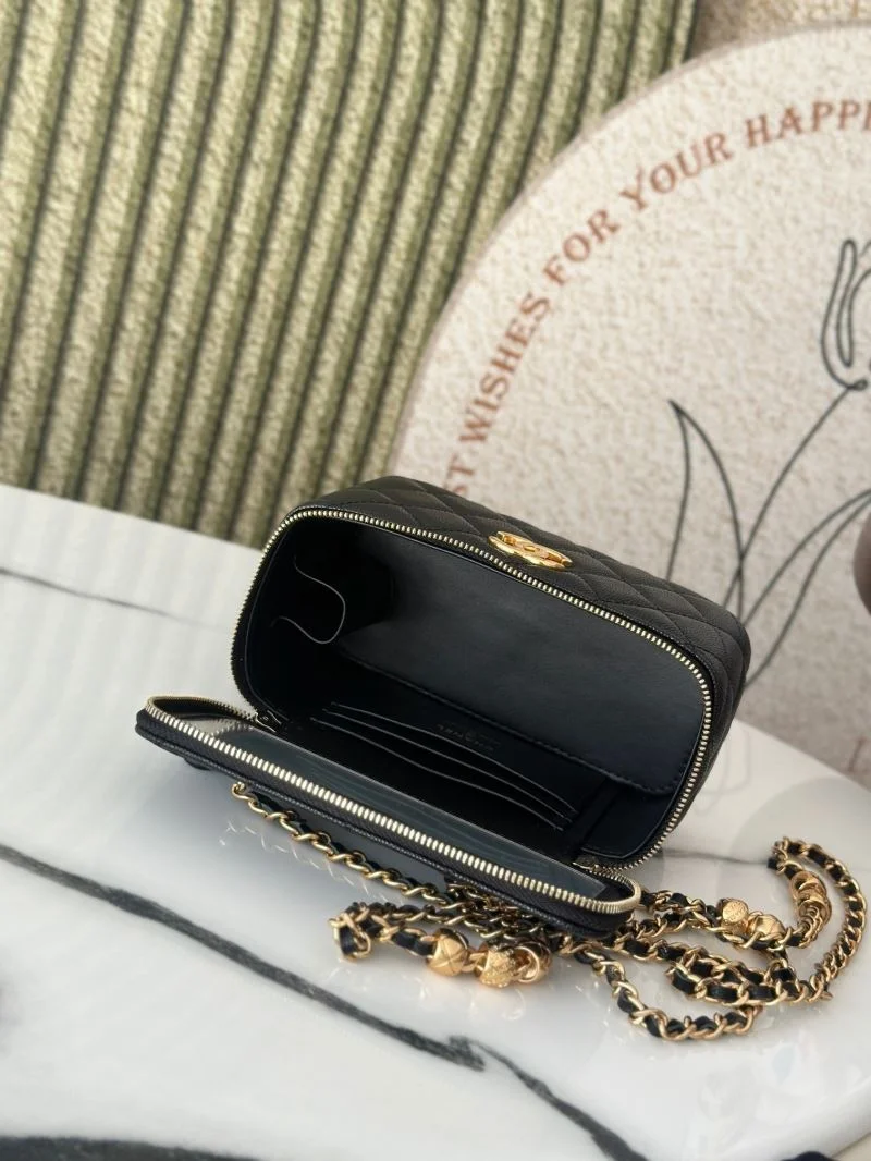 Accurate model Chanel Cosmetic Bags