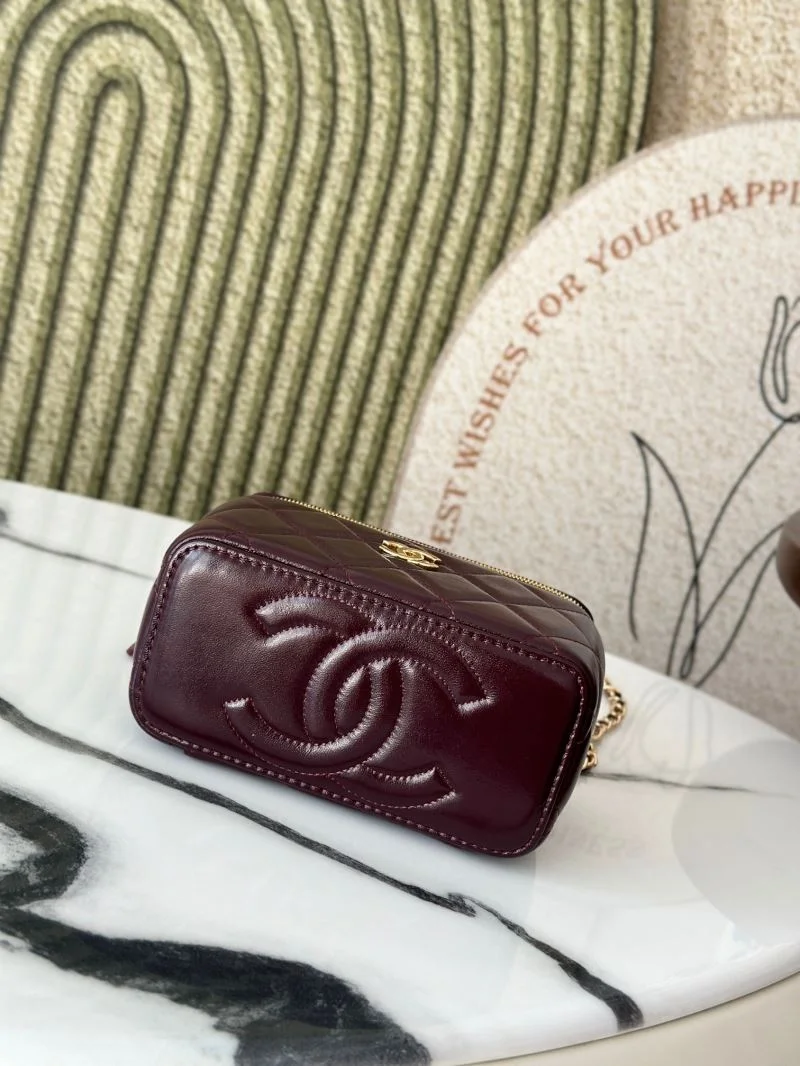 High fidelity Chanel Cosmetic Bags