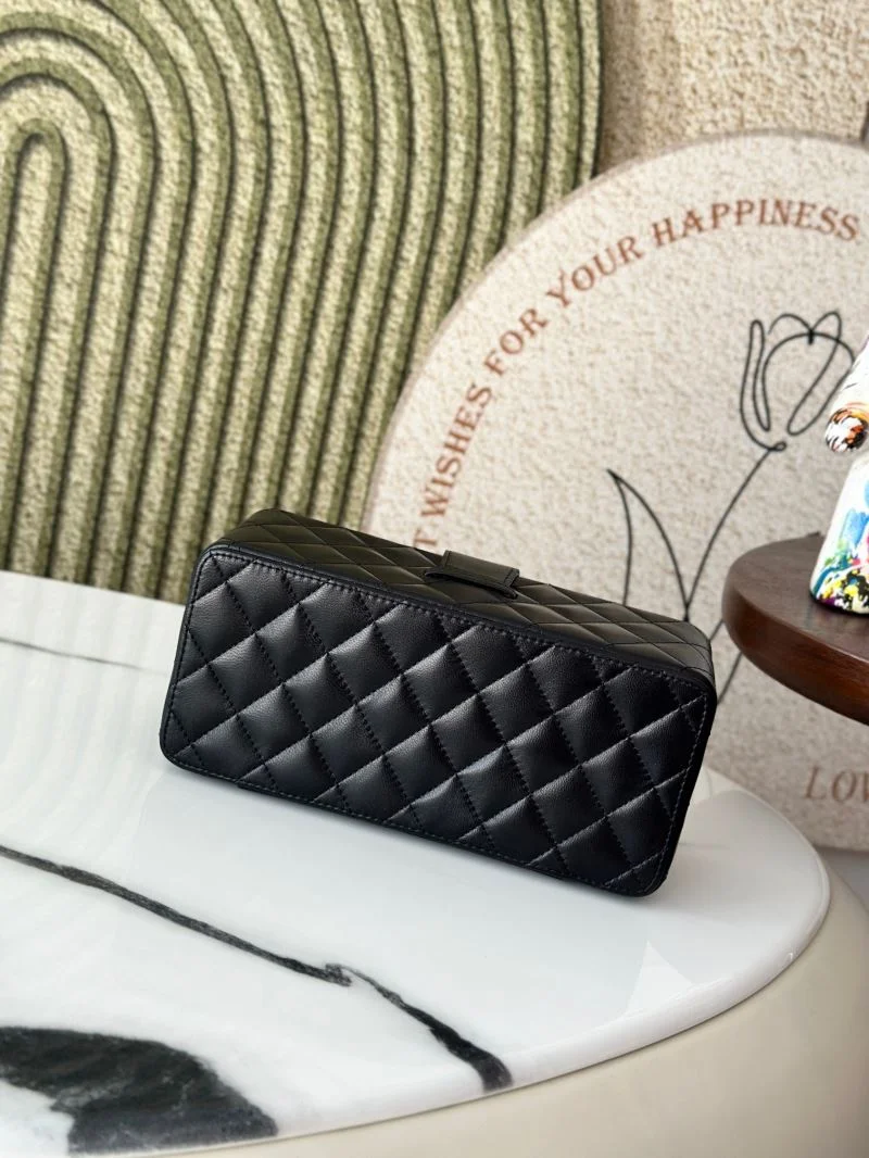 Factory-made Chanel Cosmetic Bags