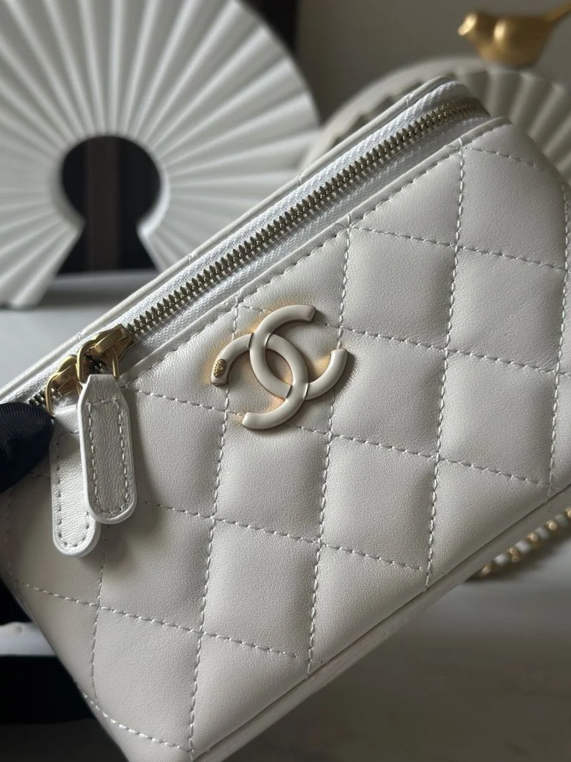 Accurate model Chanel Cosmetic Bags
