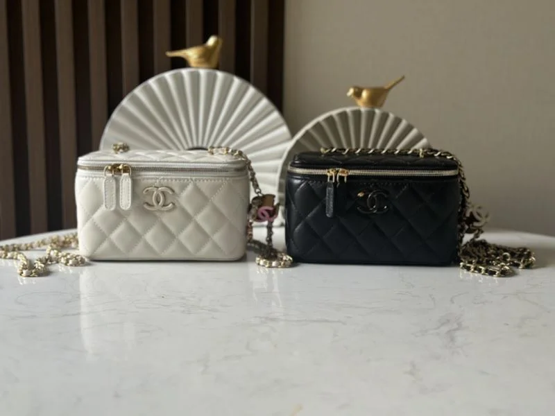 Accurate model Chanel Cosmetic Bags