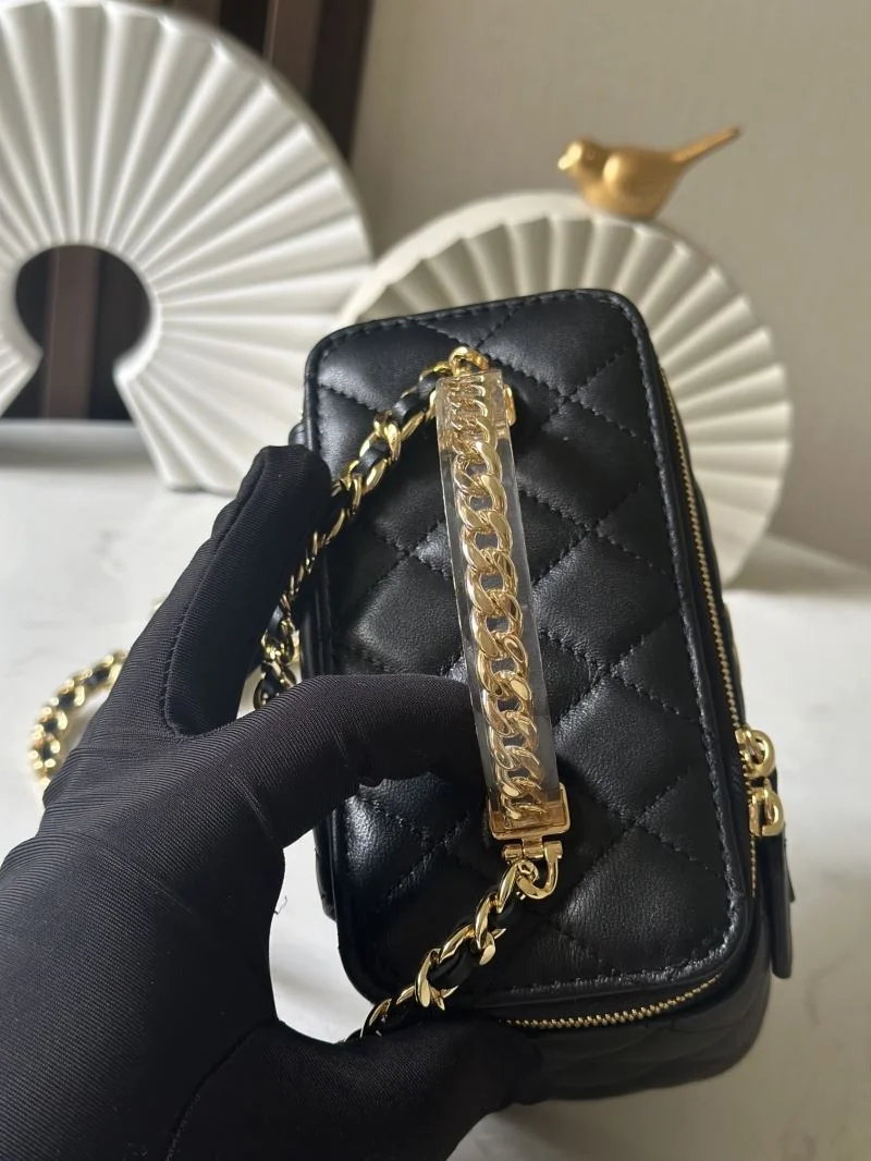 Mirror quality Chanel Cosmetic Bags