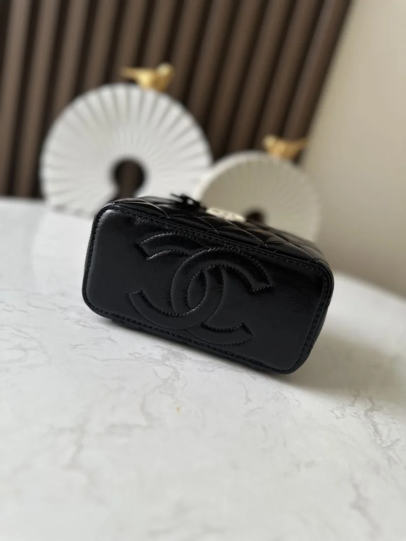 Brand-original Chanel Cosmetic Bags