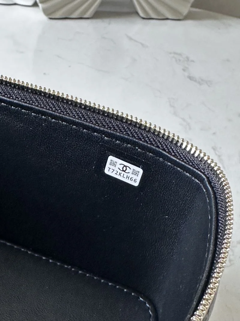Brand-original Chanel Cosmetic Bags