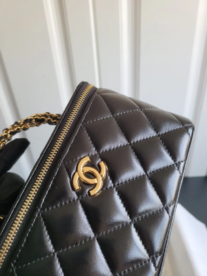 Brand-original Chanel Cosmetic Bags