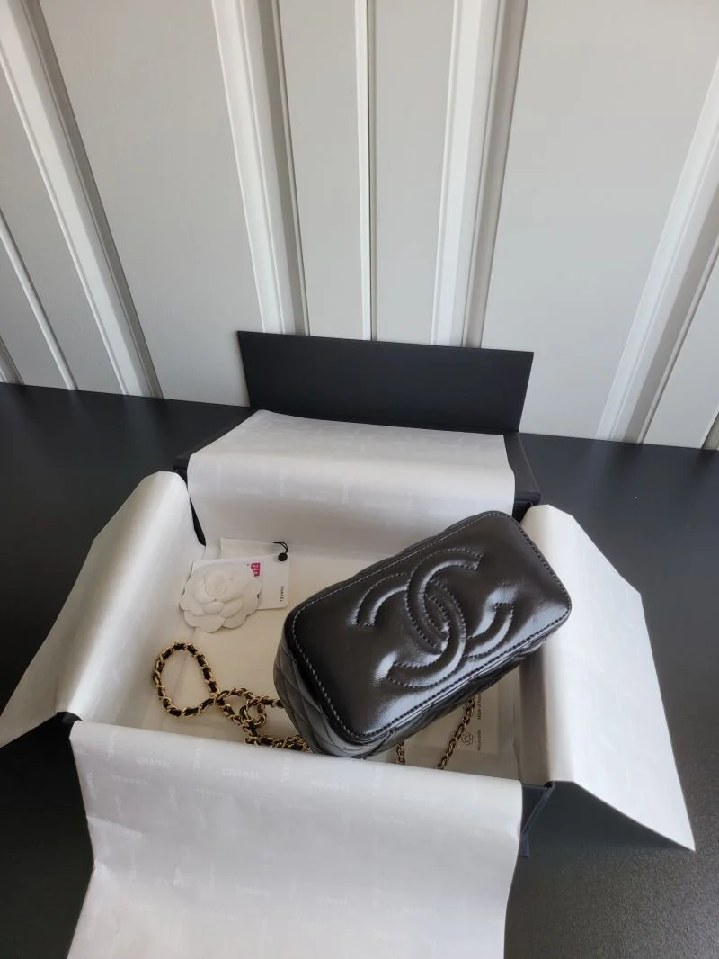 Brand-original Chanel Cosmetic Bags