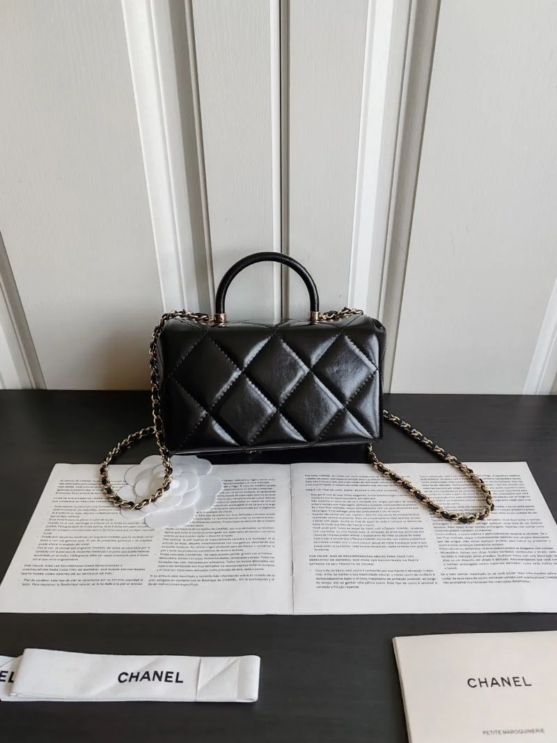 Low-cost Chanel Cosmetic Bags