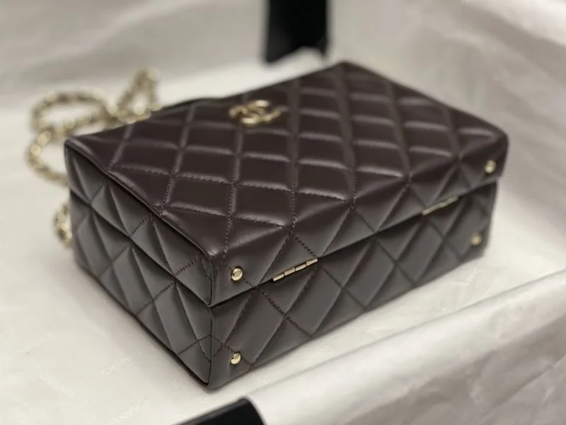 Bargain Chanel Cosmetic Bags