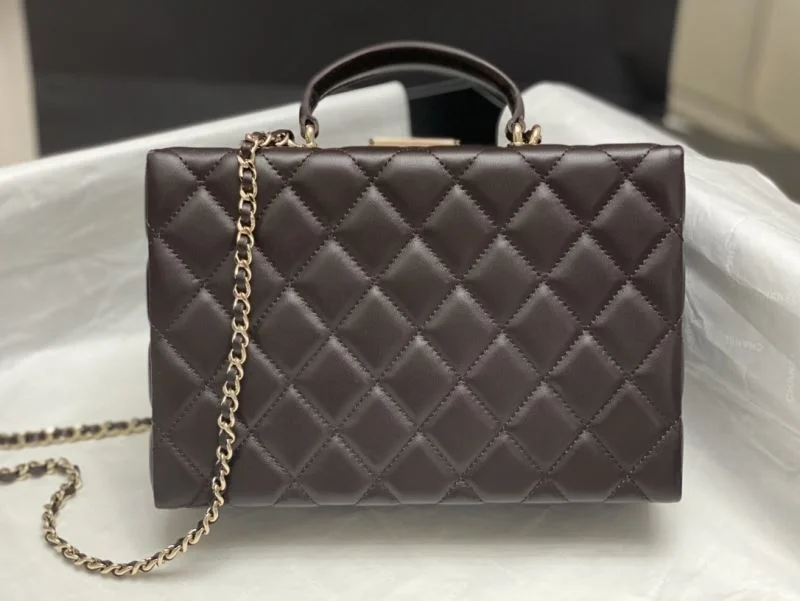 Cut-rate Chanel Cosmetic Bags