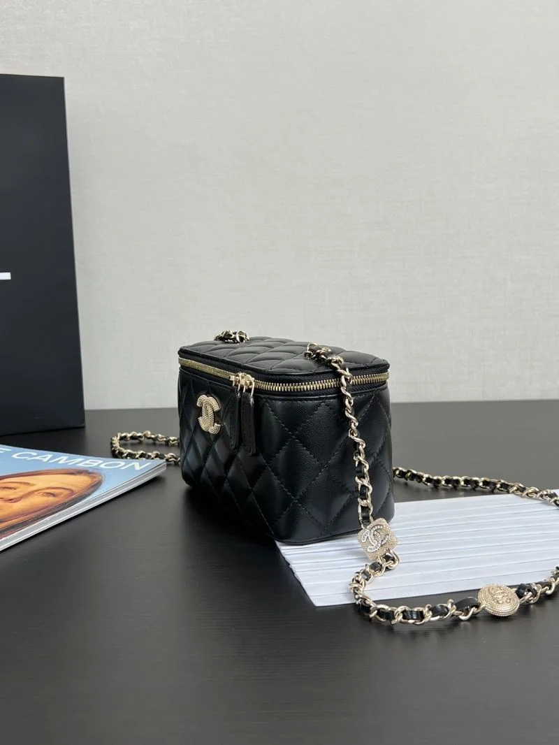 Accurate model Chanel Cosmetic Bags