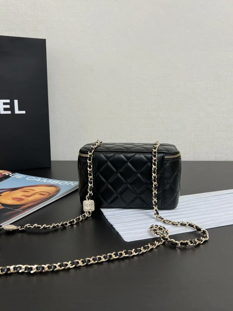 Accurate model Chanel Cosmetic Bags