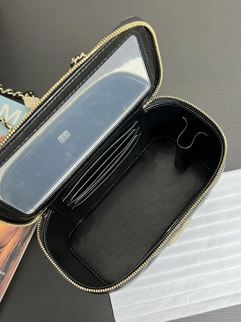 Accurate model Chanel Cosmetic Bags