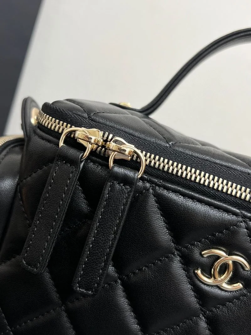 Mirror quality Chanel Cosmetic Bags