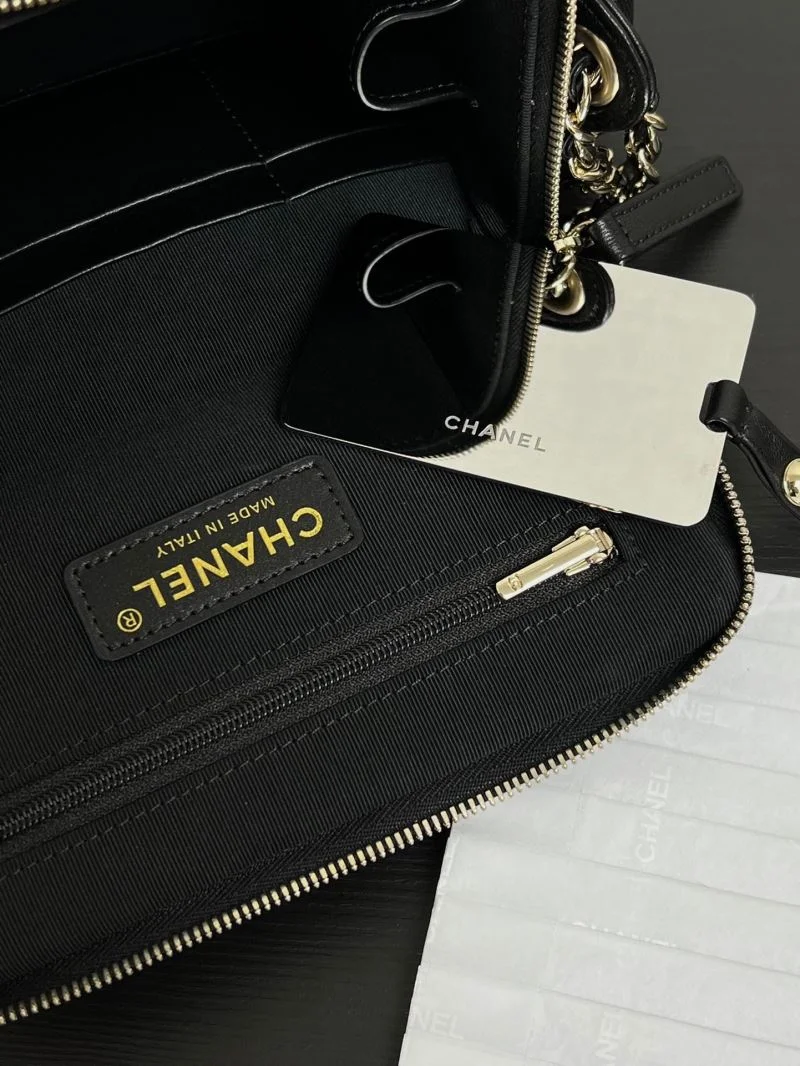 Mirror quality Chanel Cosmetic Bags
