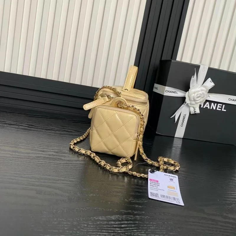 Mirror quality Chanel Cosmetic Bags