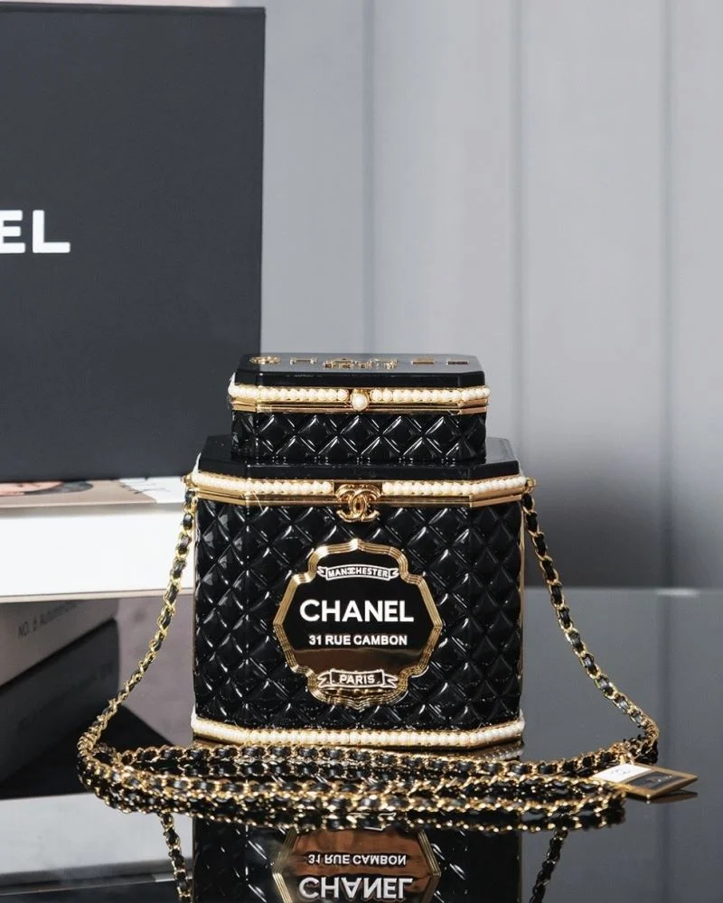 Bargain Chanel Cosmetic Bags