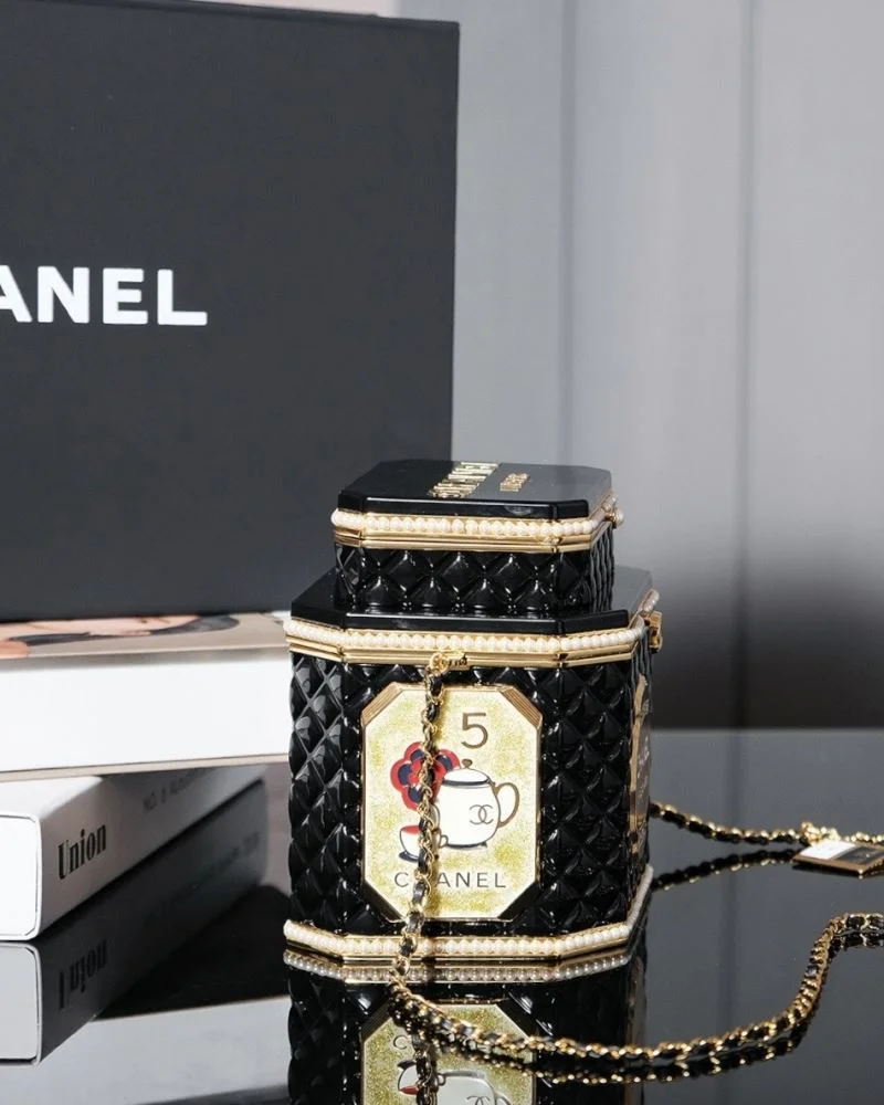 Bargain Chanel Cosmetic Bags
