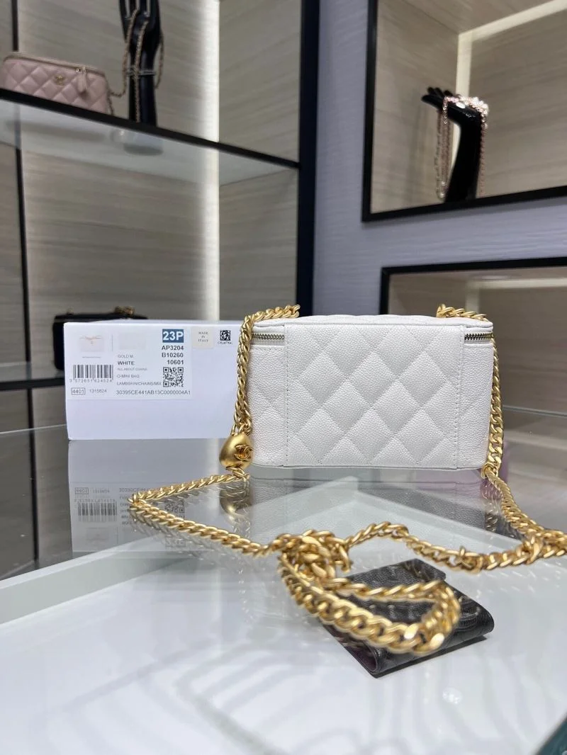 Accurate model Chanel Cosmetic Bags