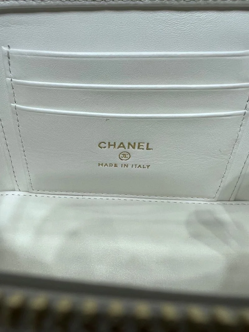 Accurate model Chanel Cosmetic Bags