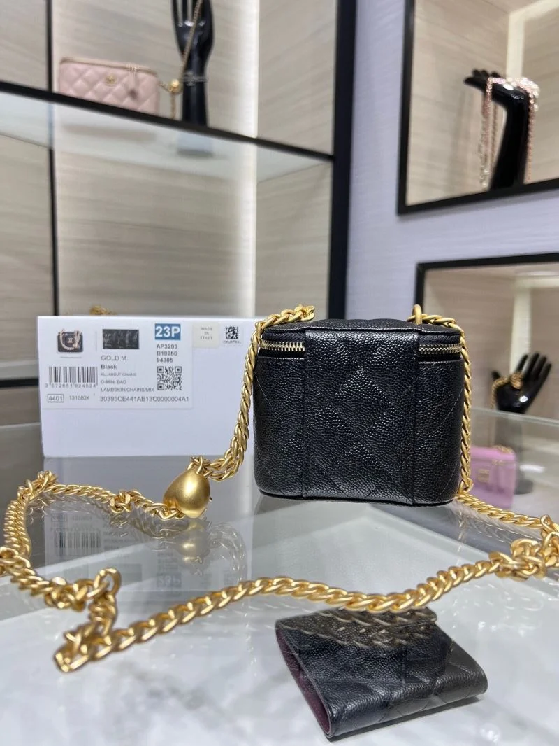 Accurate model Chanel Cosmetic Bags