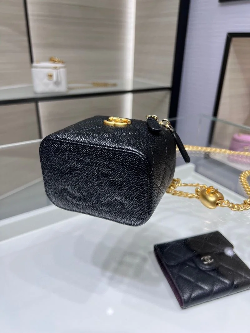 Accurate model Chanel Cosmetic Bags