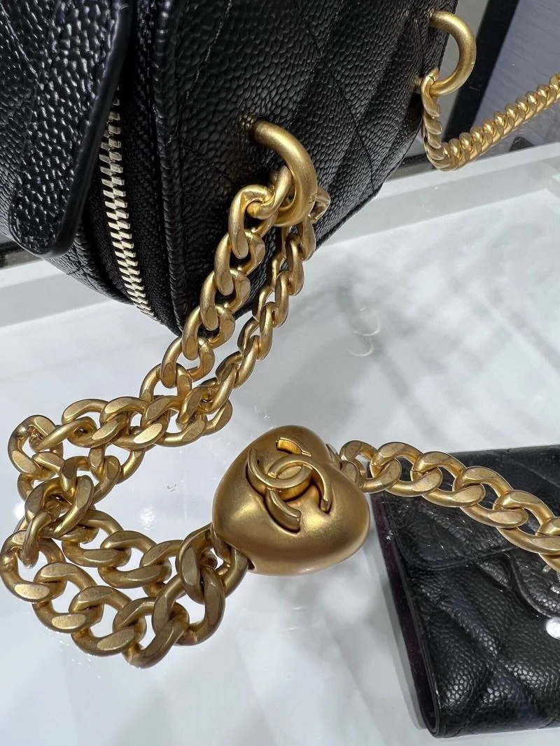 Accurate model Chanel Cosmetic Bags