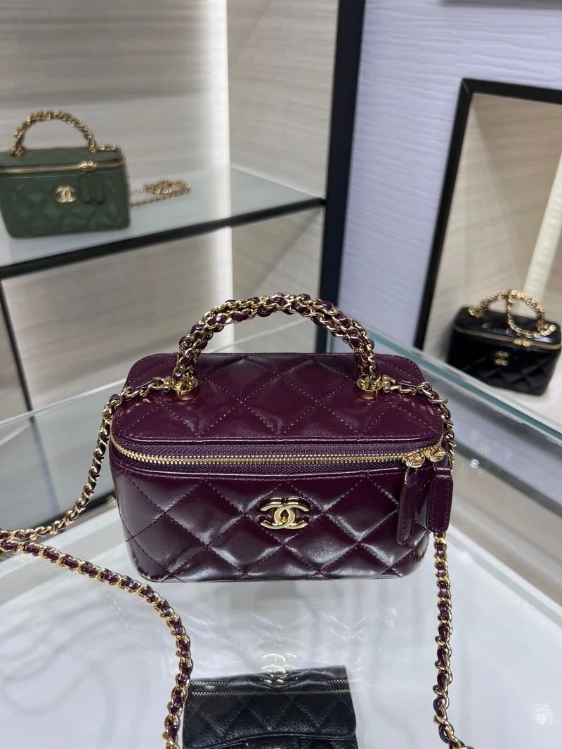 Mirror quality Chanel Cosmetic Bags