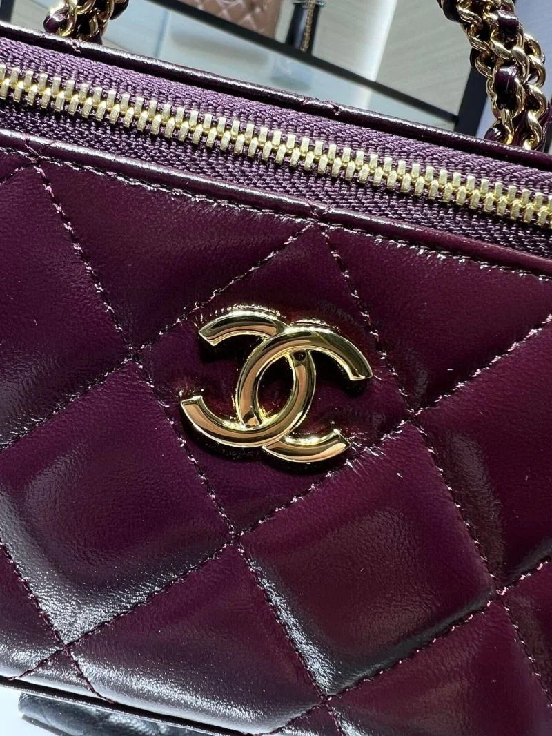 Mirror quality Chanel Cosmetic Bags