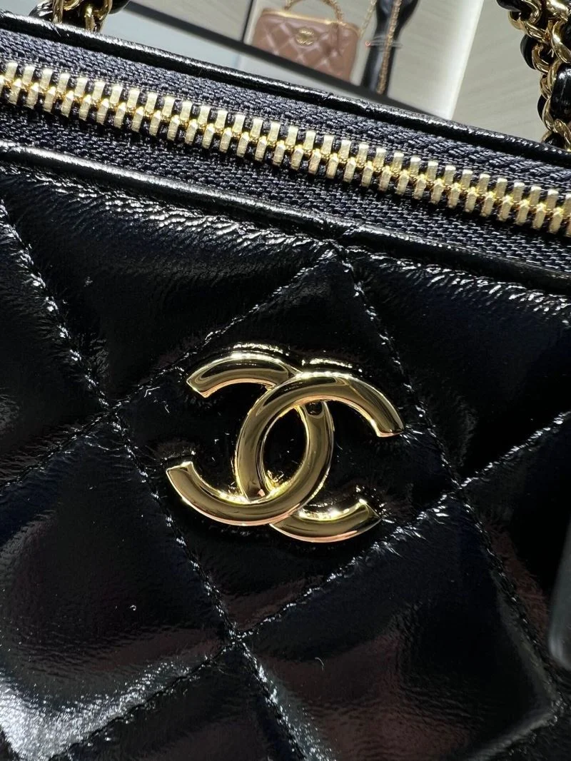 High fidelity Chanel Cosmetic Bags