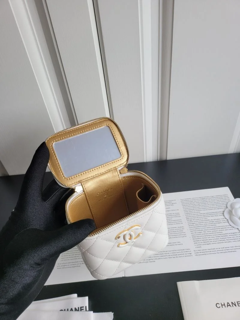Accurate model Chanel Cosmetic Bags