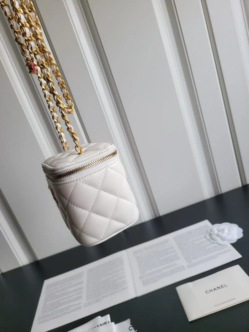 Accurate model Chanel Cosmetic Bags