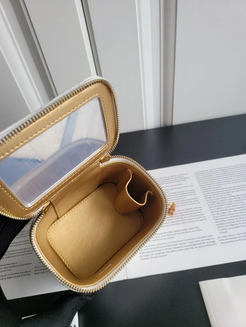 Accurate model Chanel Cosmetic Bags