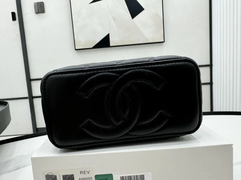 High fidelity Chanel Cosmetic Bags