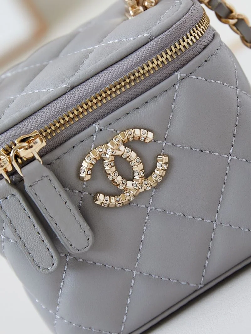 Mirror quality Chanel Cosmetic Bags