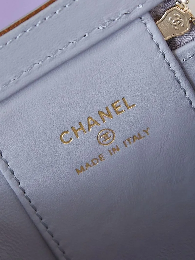 Mirror quality Chanel Cosmetic Bags