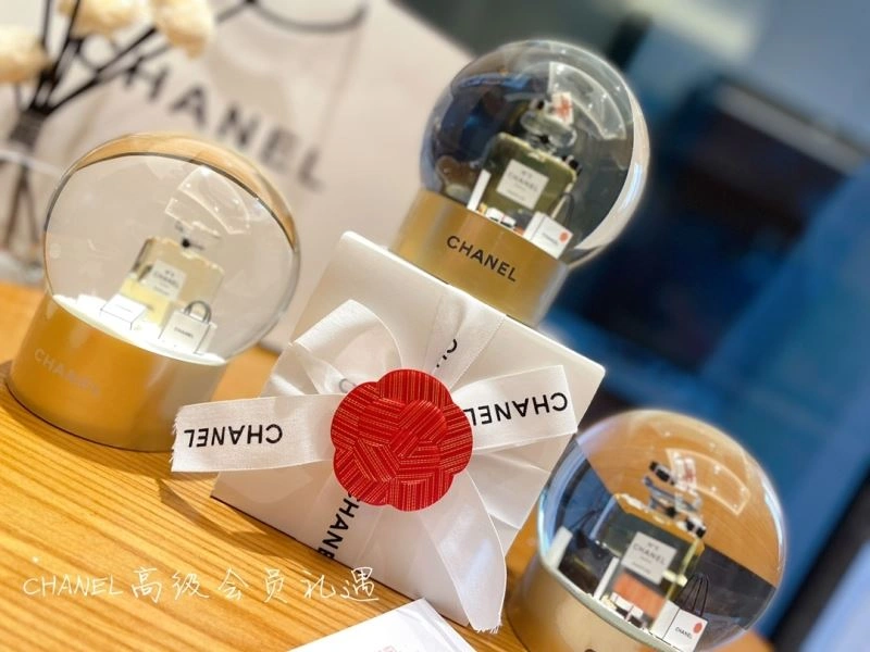 Value-priced Chanel Crystal Balls