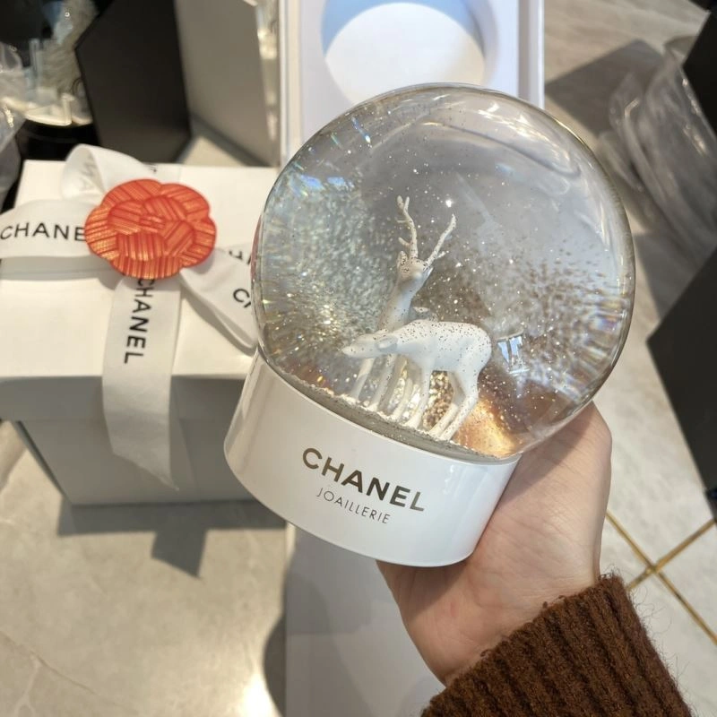 Top mirror Chanel Crystal Balls