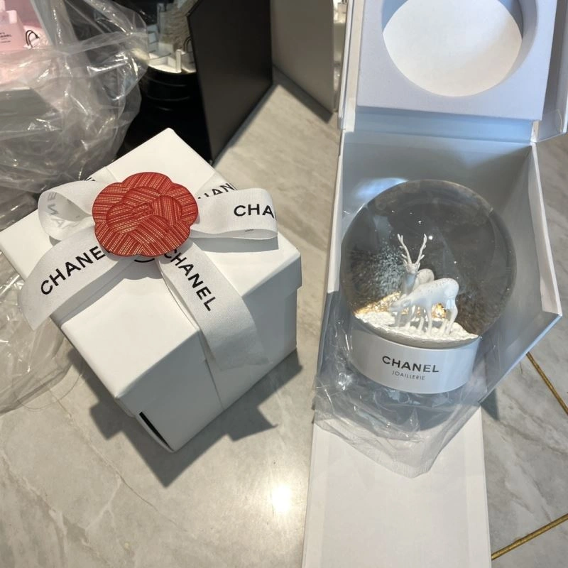Top mirror Chanel Crystal Balls