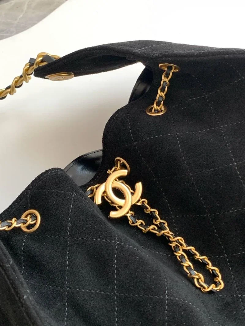 Top match Chanel Drawstring Bags