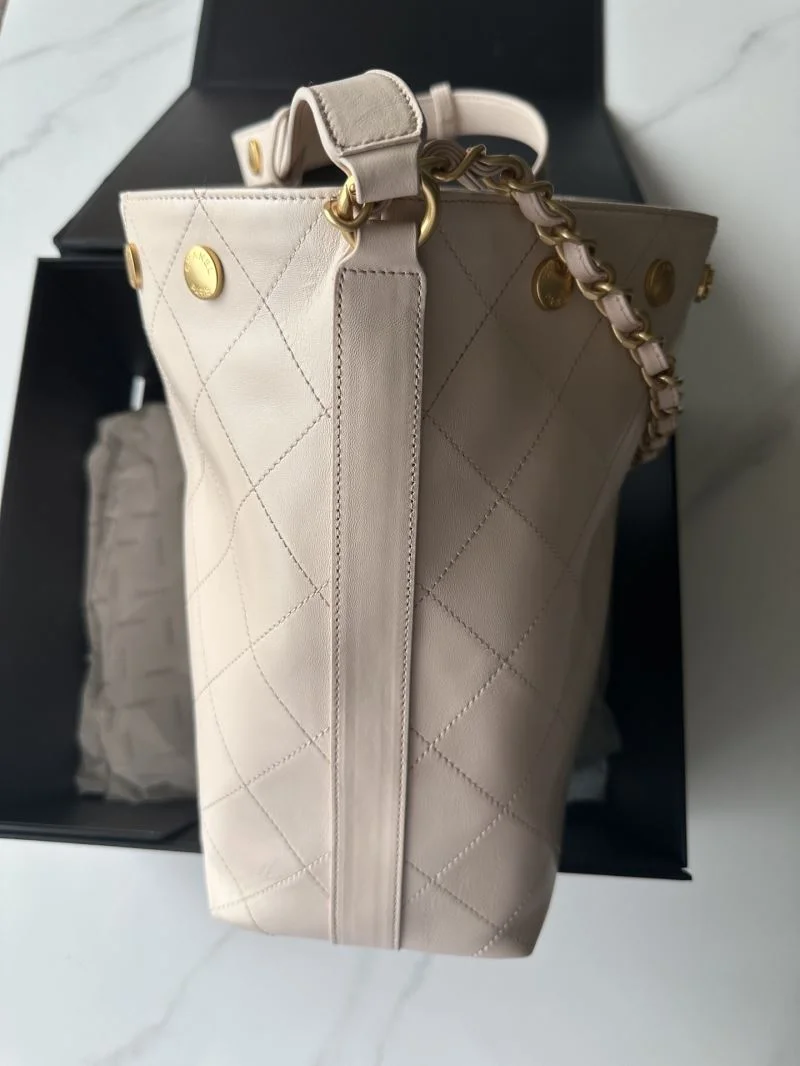 Low-cost Chanel Drawstring Bags