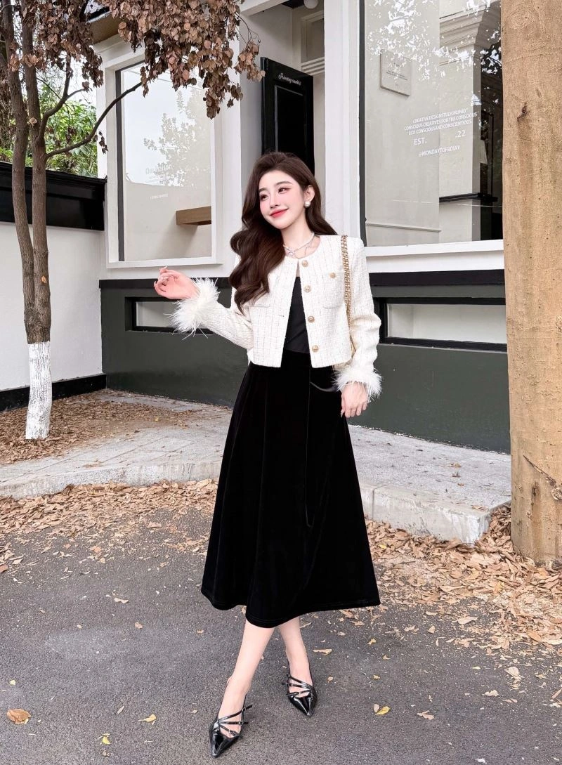 Accurate model Chanel Dress Suits