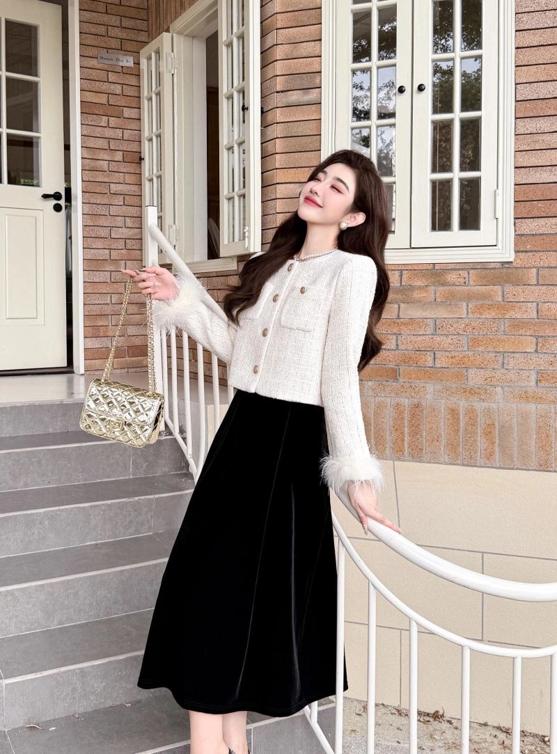 Accurate model Chanel Dress Suits