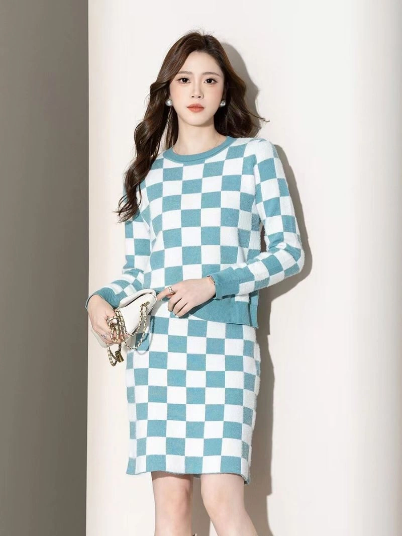 Low-cost Chanel Dress Suits