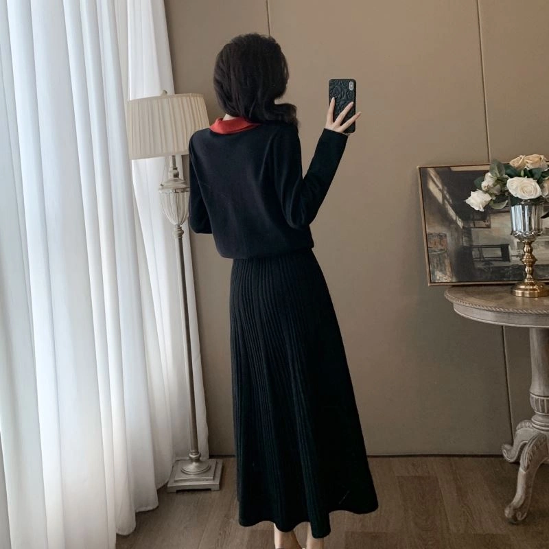 Low-cost Chanel Dress Suits