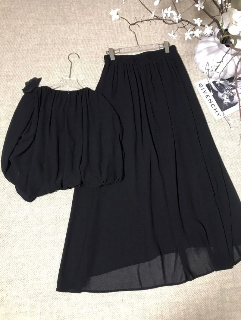 Accurate model Chanel Dress Suits