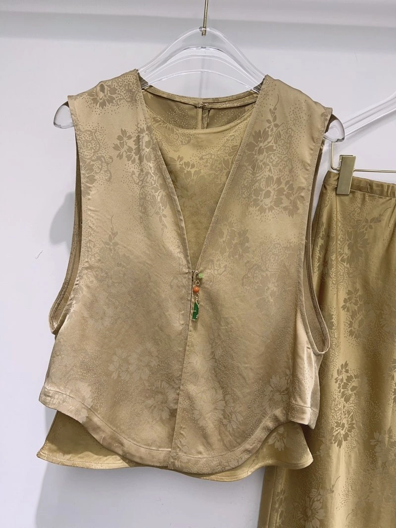 Inexpensive Chanel Dress Suits