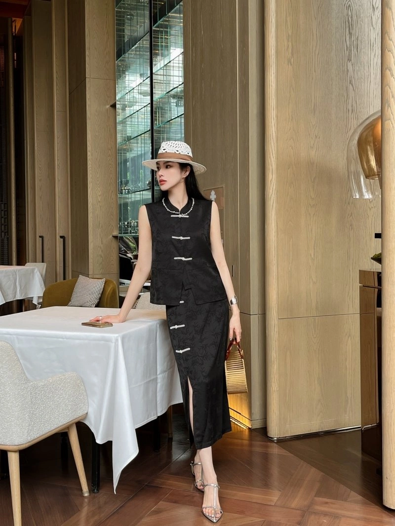 Original Chanel Dress Suits